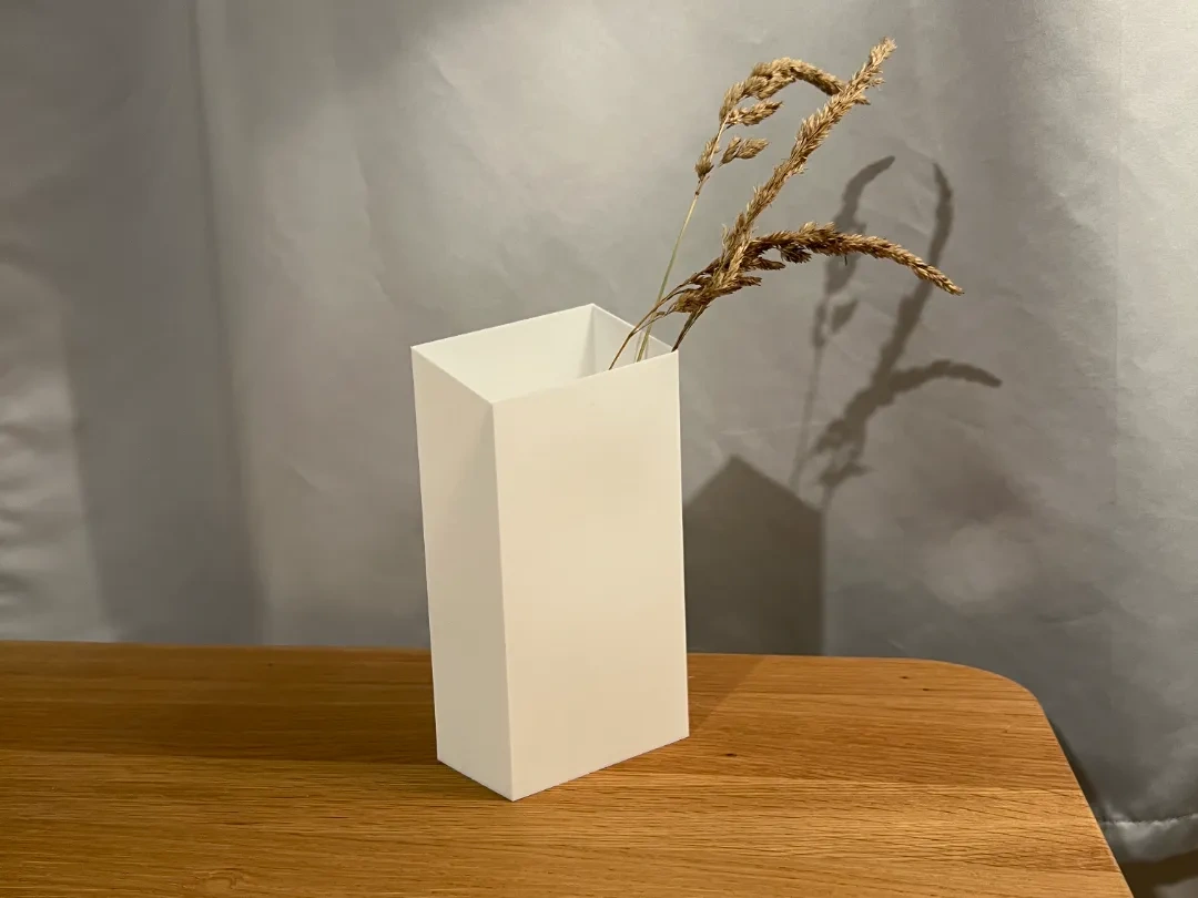 倾斜方形花瓶 来自 fifindr - MakerWorld