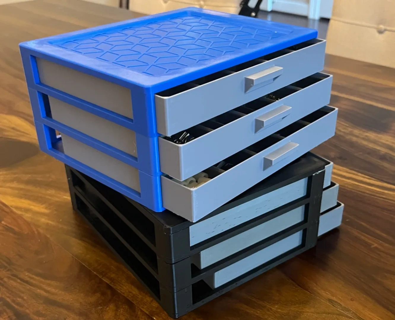 Gridfinity Drawer - Stackable and Light 来自 rfnovo - MakerWorld