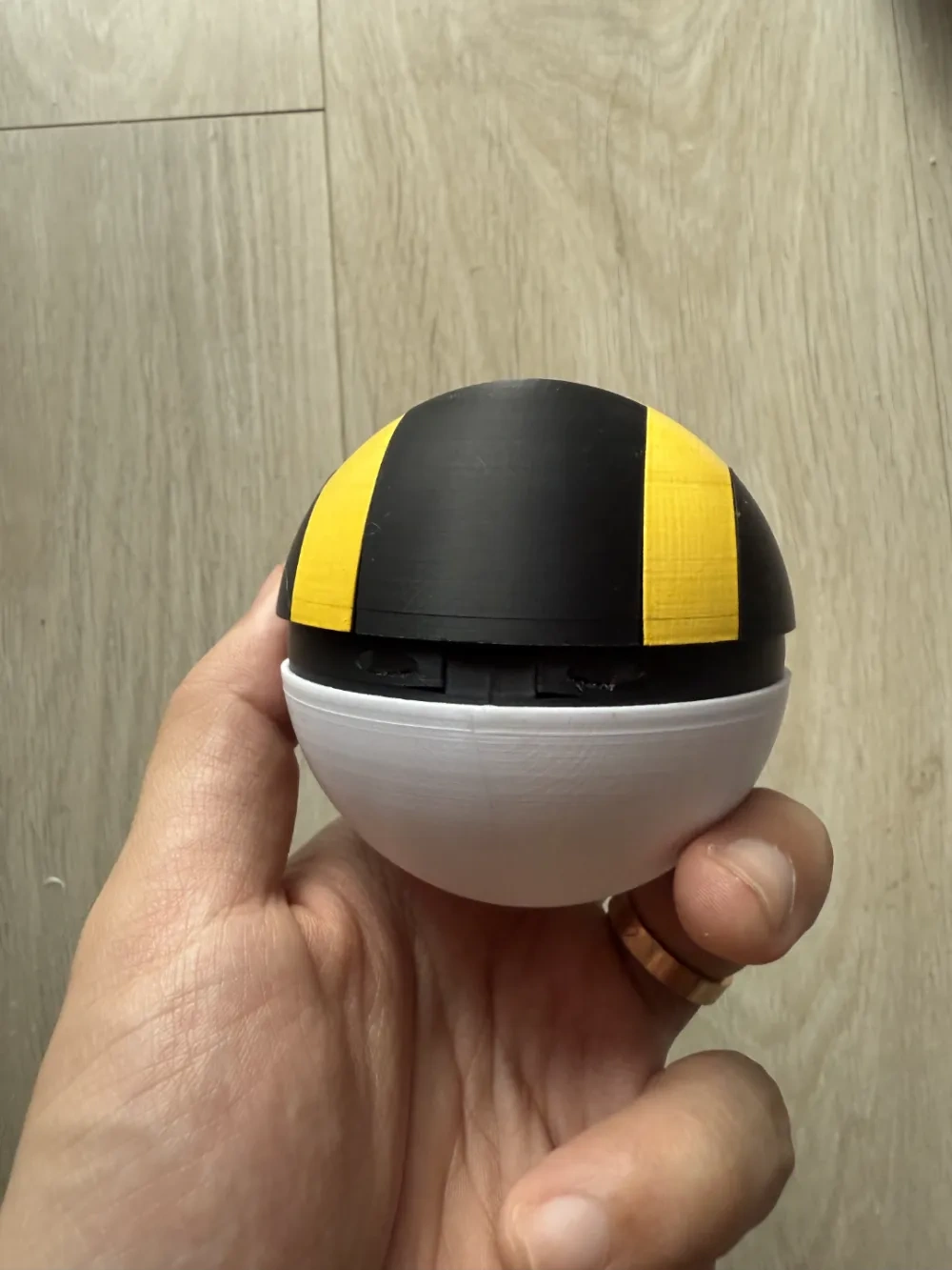 高级球 UltraBall 可开启版本，带简单内构 来自 睡不醒的辰辰 - MakerWorld