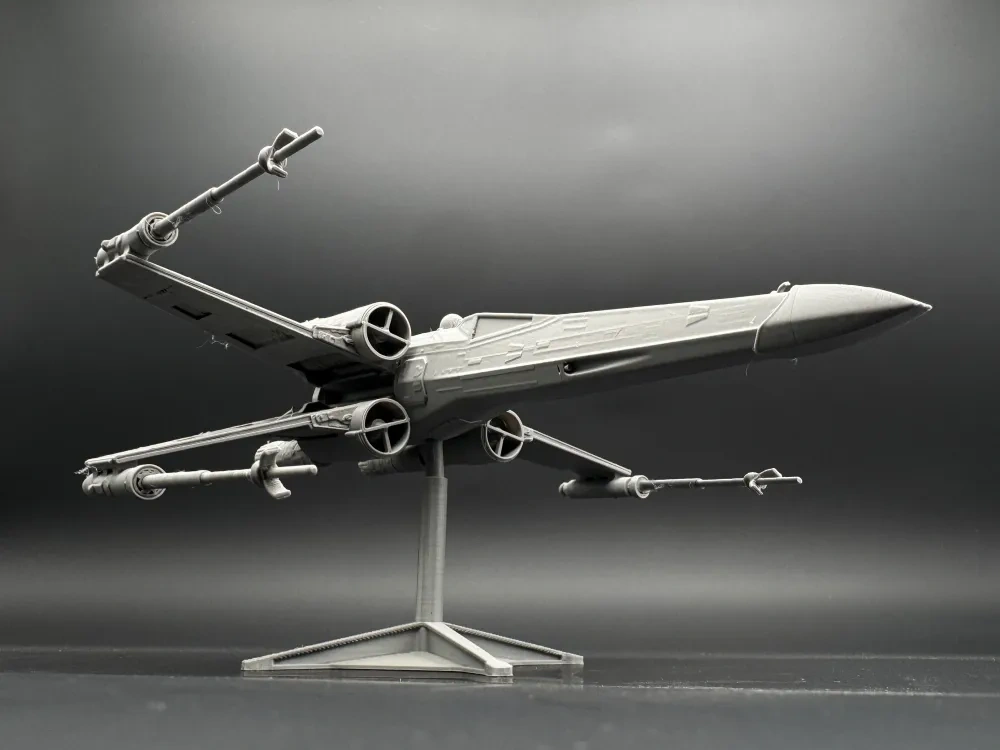 X翼星际战斗机 星球大战 来自 小鸡不好吃 MakerWorld：免费下载 3D 模型