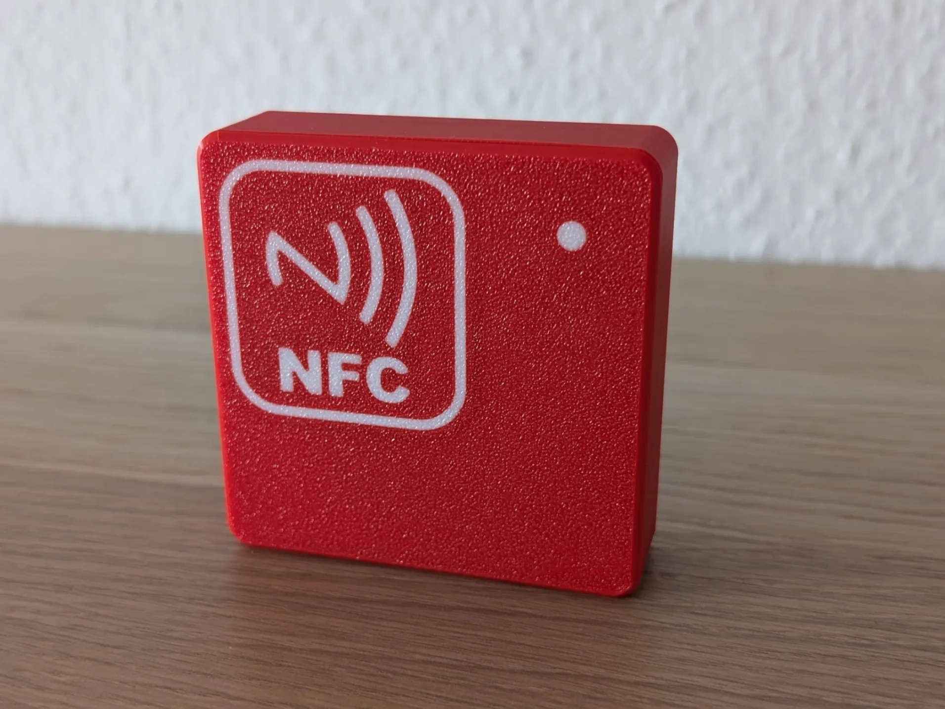 ESP32 NFC Tag reader for Home Assistant 来自 Fabrion365MakerWorld：免费下载 3D 模型