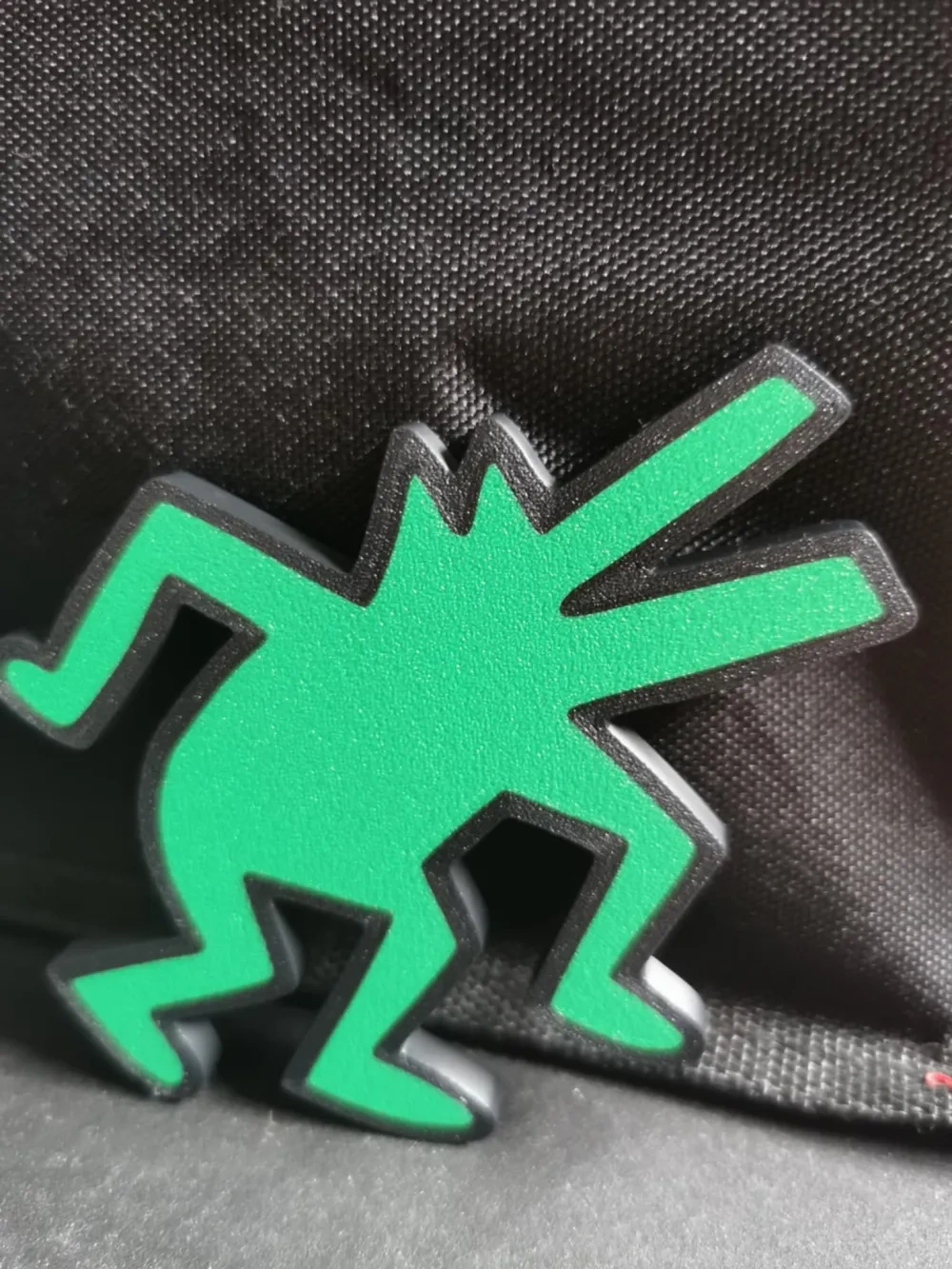 基思·哈林 - 鳄鱼人 来自 Cré'Art 3D MakerWorld：免费下载 3D 模型