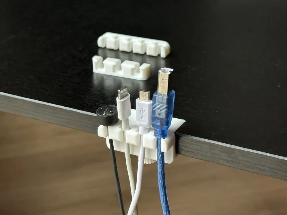 桌面线缆收纳器 — 参数化与可定制 - 免费 3D 打印模型 - MakerWorld