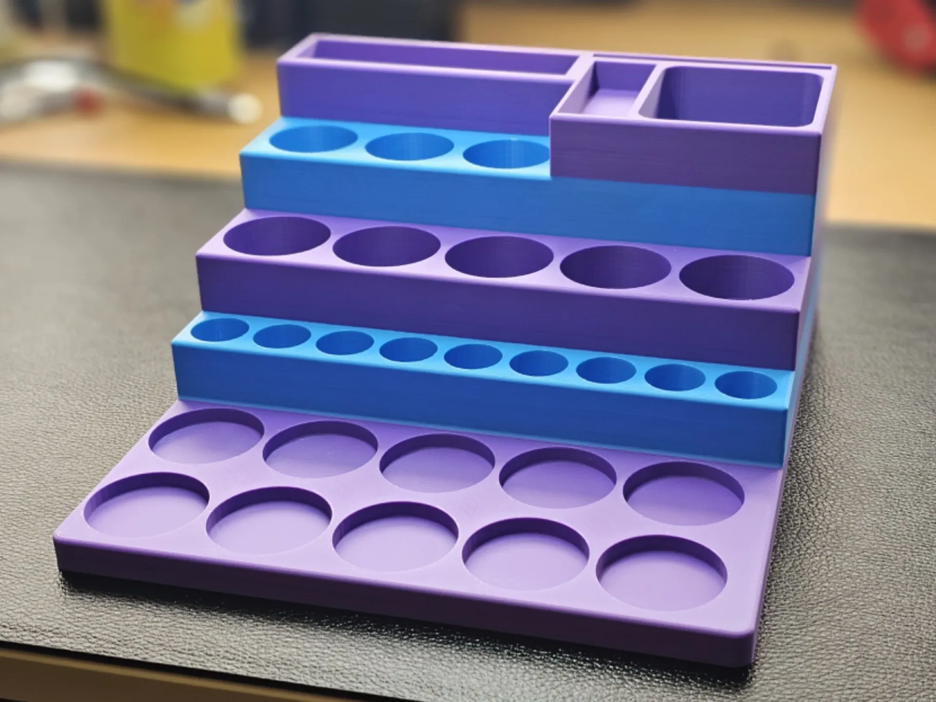 Nail Tech Desk Organizer for Nail & Makeup Product 来自 Phil3DPrints ...