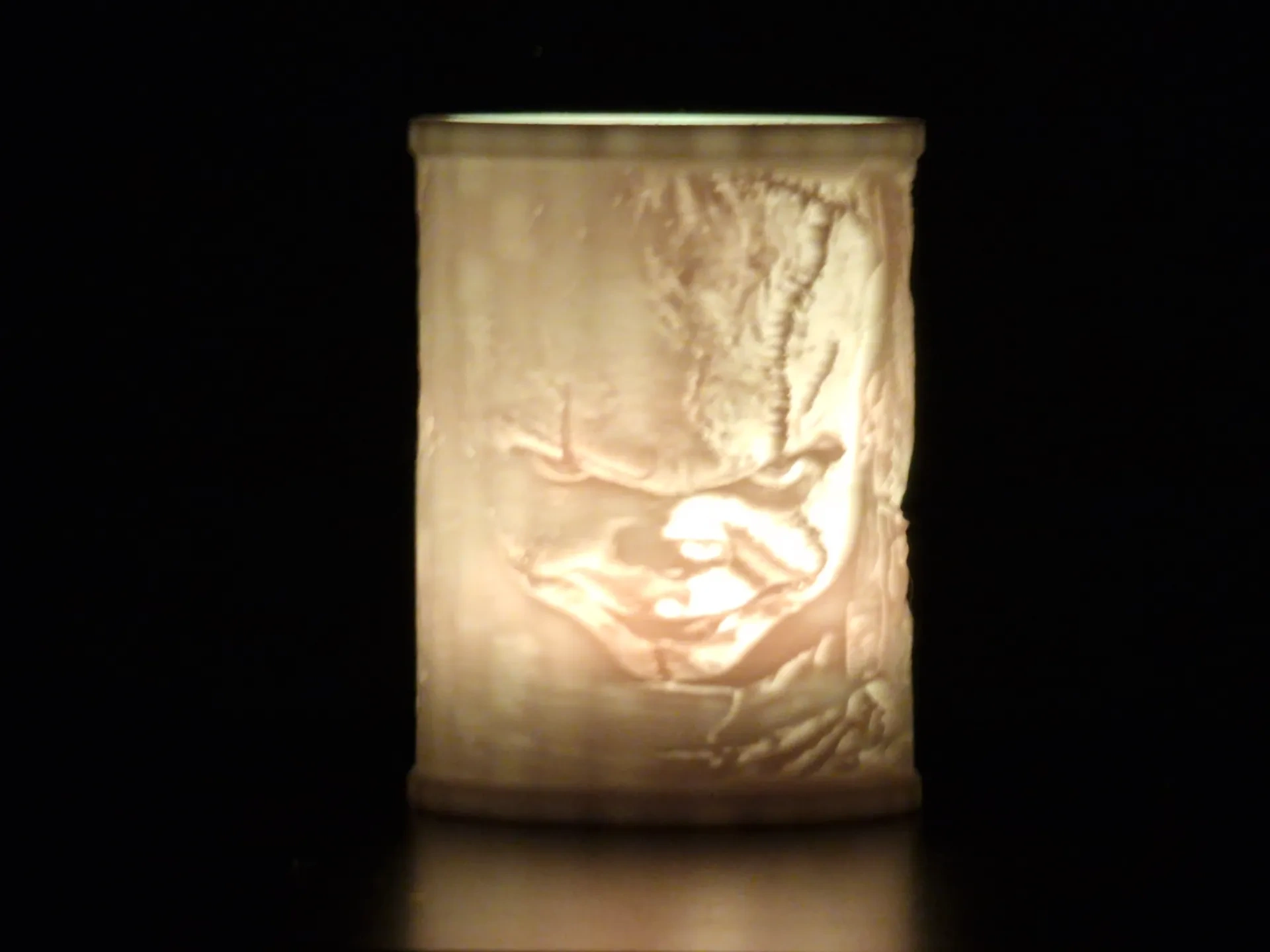 Tea light Lithophane - Chucky 来自 Madness3D - MakerWorld