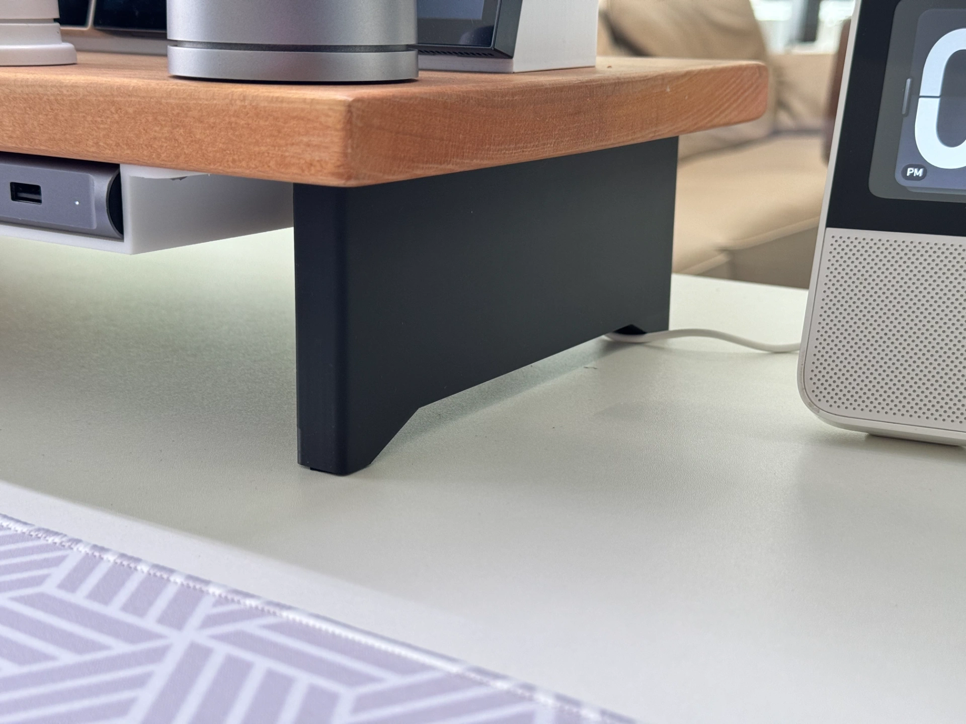 Monitor stand legs 显示器增高架平板底座 来自 wyzno1 - MakerWorld