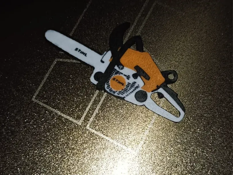 Stihl Keychain Portachiave - 免费 3D 打印模型 - MakerWorld