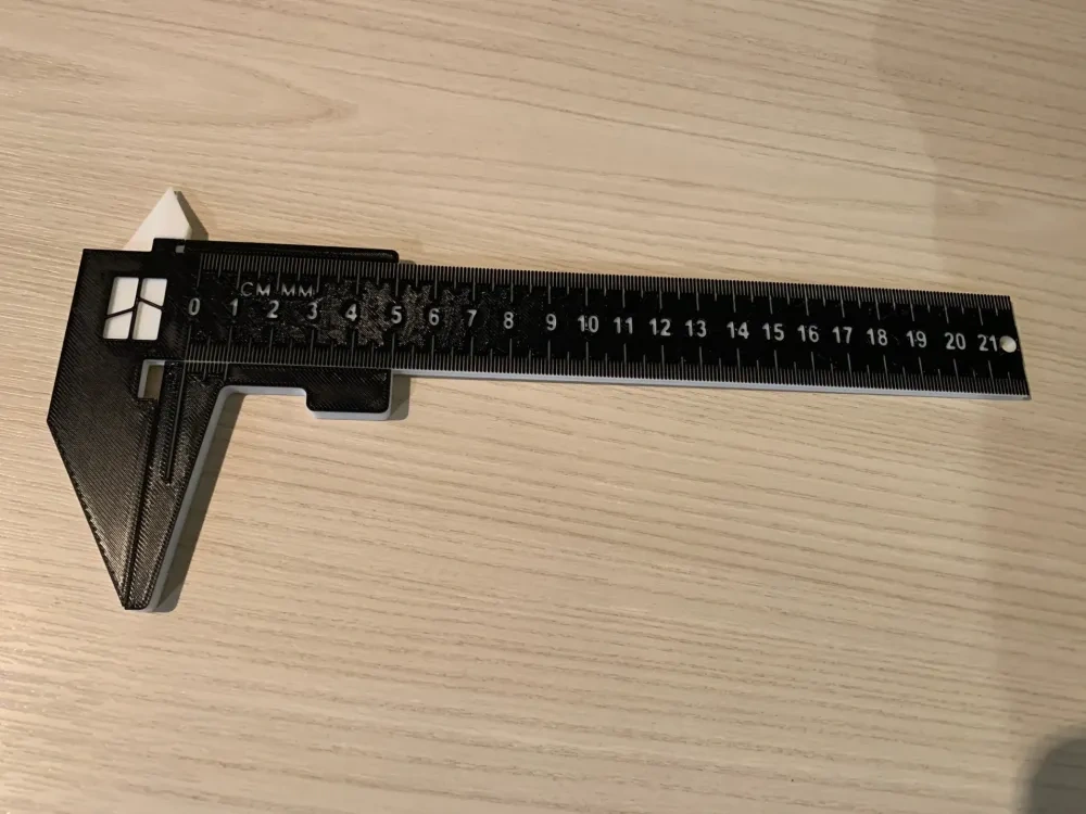 Vernier Caliper Ruler - Two Lengths 来自 3D Print Masters Hub - MakerWorld