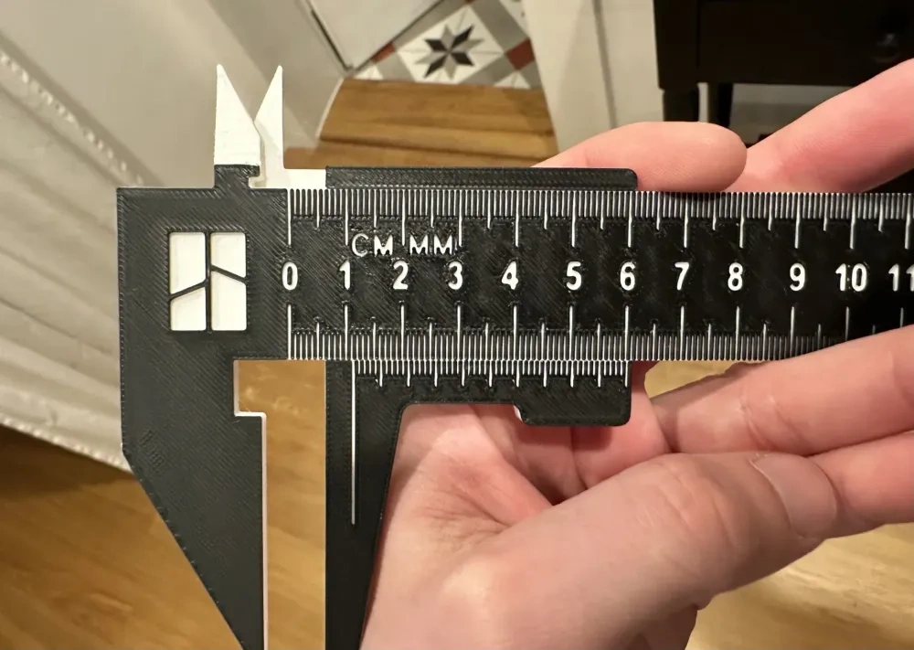 Vernier Caliper Ruler - Two Lengths 来自 3D Print Masters Hub - MakerWorld