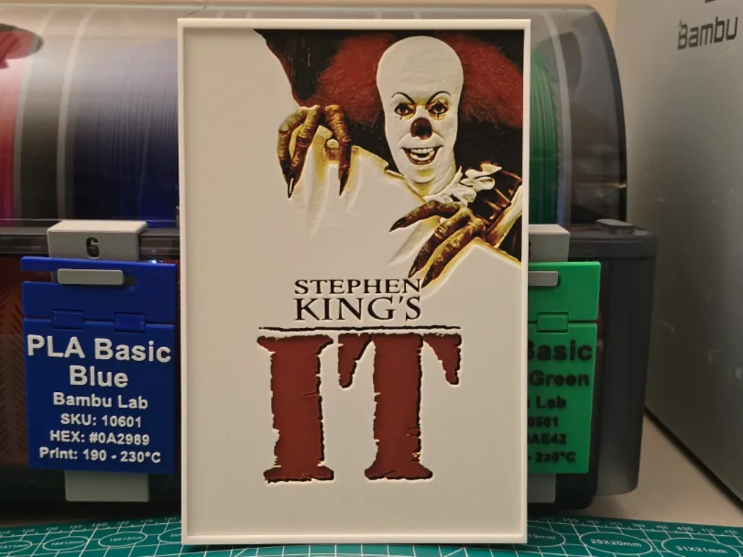 "It" Mini Series Poster - Hueforge Art 来自 Lumpy3DMakerWorld：免费下载 3D 模型