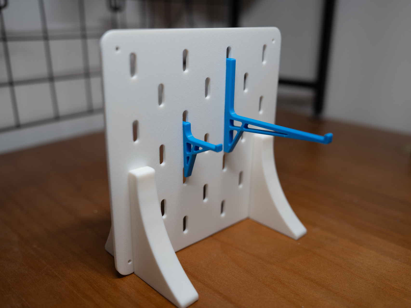 宜家洞洞板 加强挂钩 来自 Lyux - MakerWorld