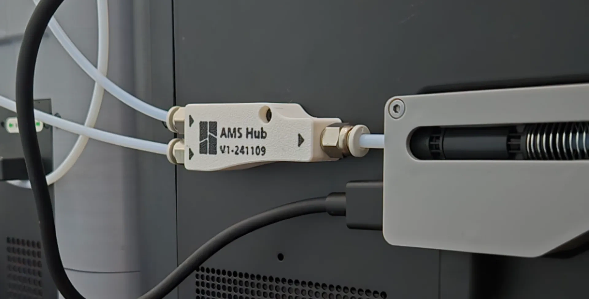 AMS Hub 2to1 来自 mnmmo - MakerWorld