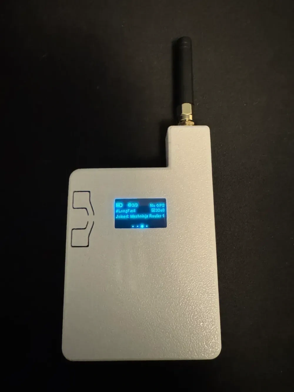 Heltec V3的Magsafe和Quadlock Meshtastic 二次创作 - 来自 Applemilk MakerWorld：免费 ...