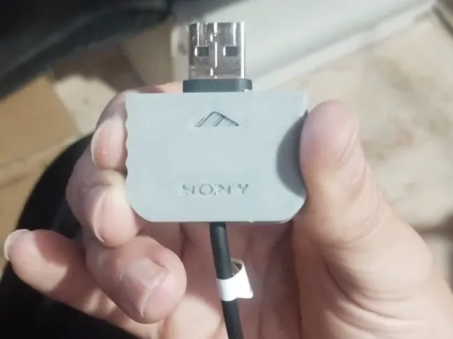 PS1风格的USB A - USB C转接头 来自 pequeñas tonterías arg - MakerWorld
