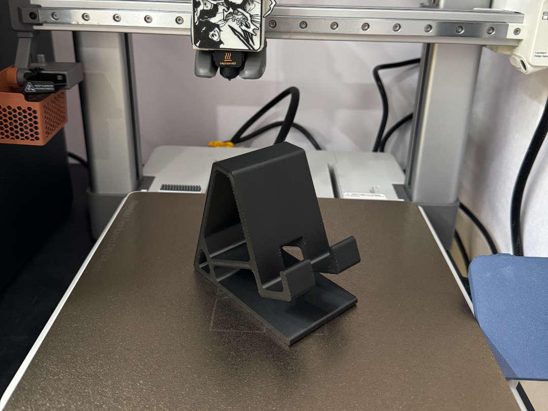 手机支架 来自 han. - MakerWorld