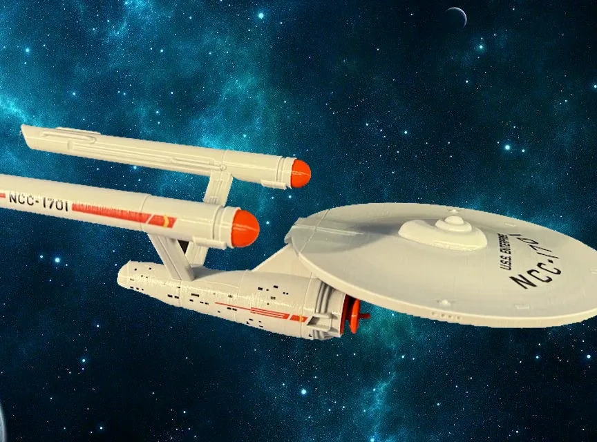 星际迷航TOS USS Enterprise模型，附带贴纸和支架！ 二次创作 - 来自 rowiac - MakerWorld