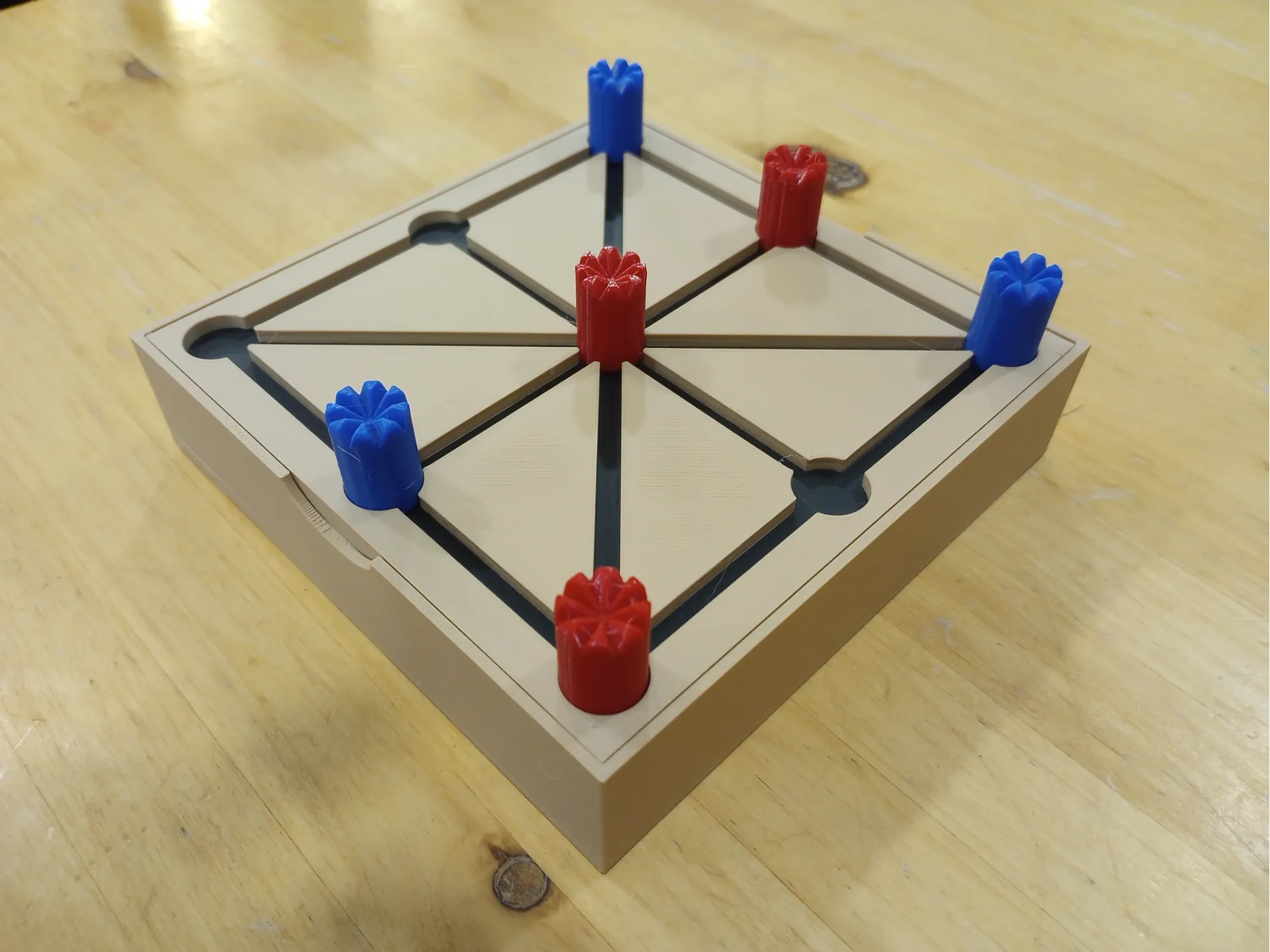 Three men's morris 来自 davidhagan224 - MakerWorld