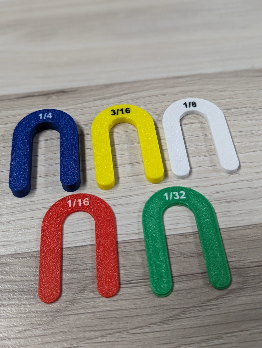 U Shims ¹⁄₄, ³⁄₁₆, ¹⁄₈, ¹⁄₁₆, ¹⁄₃₂ 来自 Marc Elbichon - MakerWorld