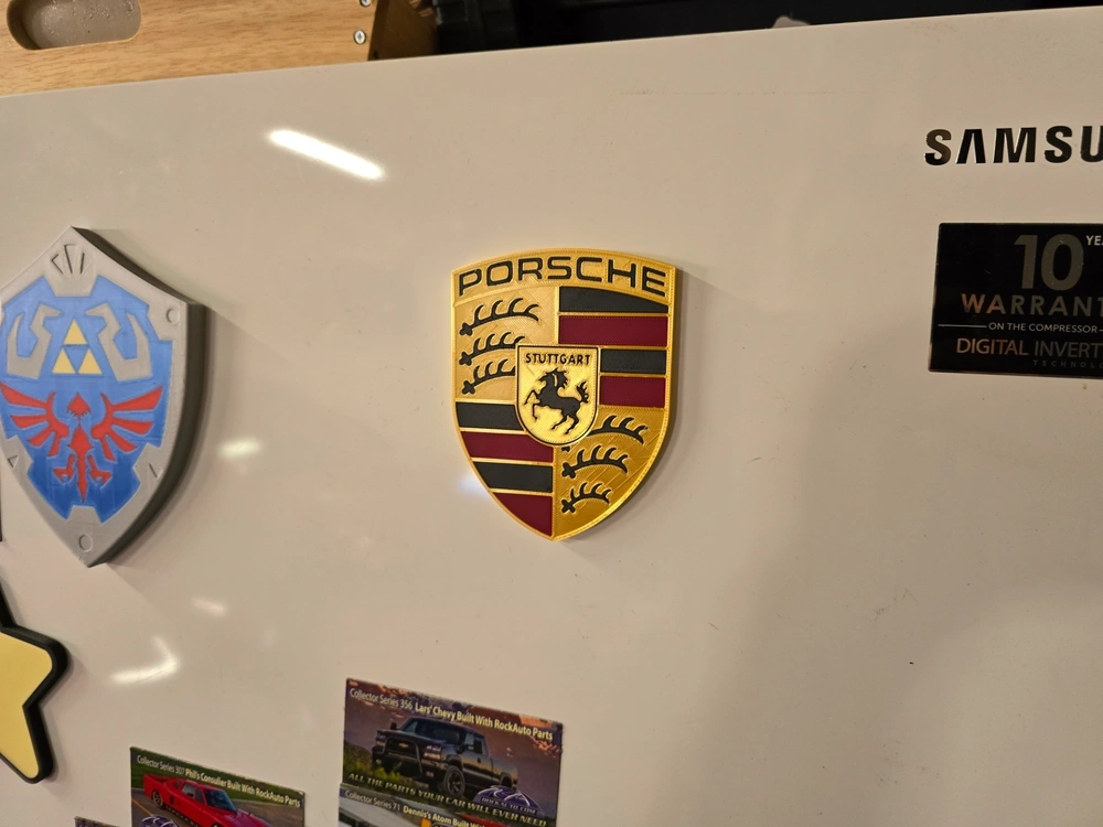 Porsche Crest (multi-color) Magnet 来自 Nicely Done - MakerWorld