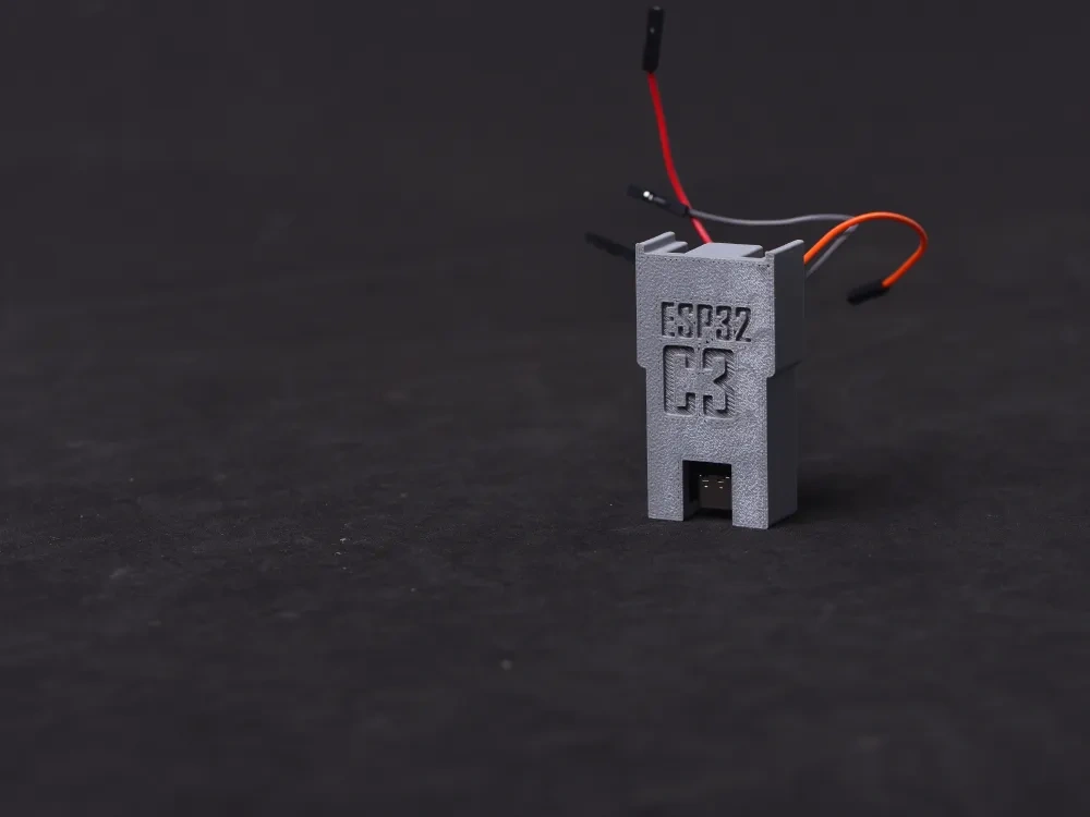 【PROTOTYPE系列模型】ESP32-C3单片机整合器 来自 腾云驾雾陈先森 MakerWorld：免费下载 3D 模型