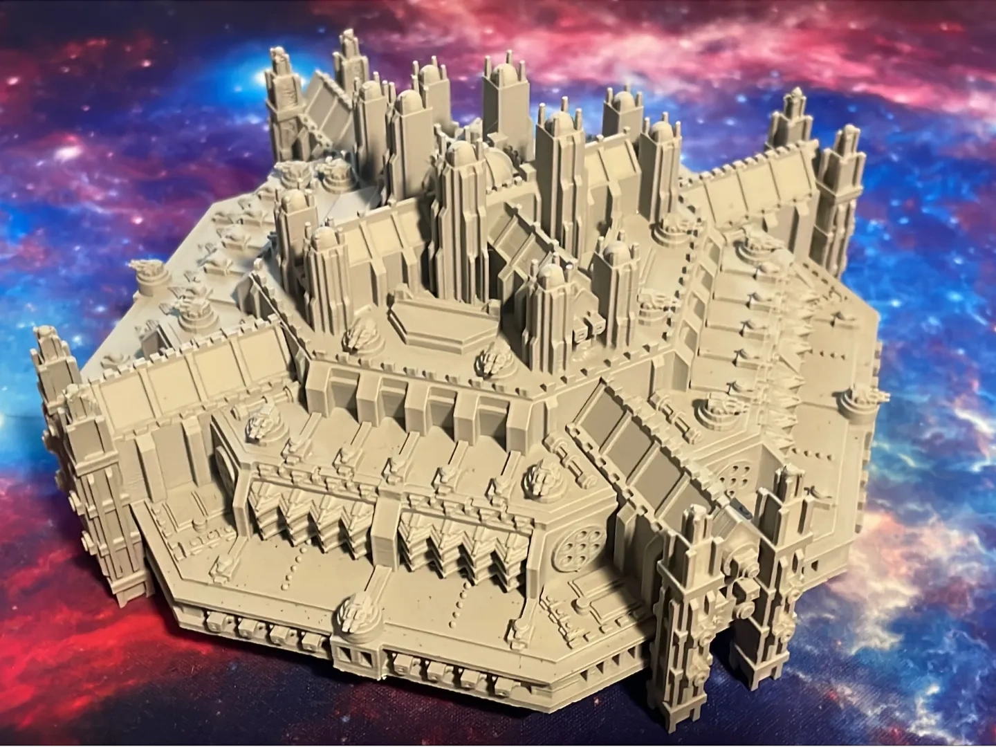 BFG 拉米利斯级星堡 二次创作 - 来自 ArcaneEternal - MakerWorld