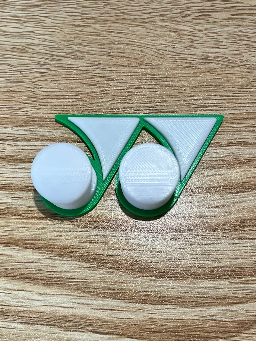 羽毛球拍挂钩—尤尼克斯logo - 免费 3D 打印模型 - MakerWorld