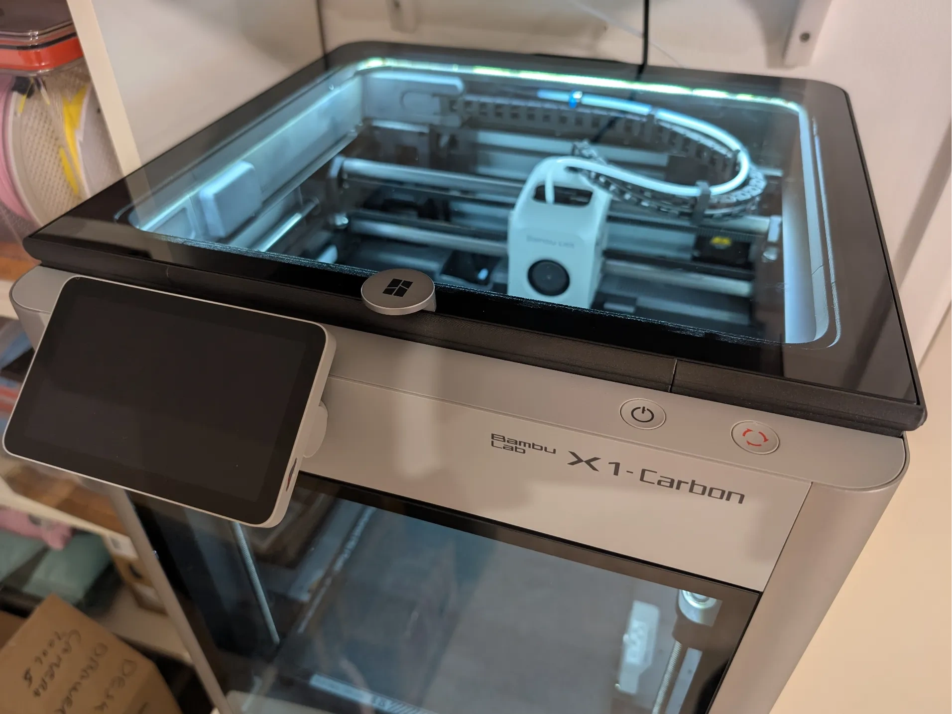 Bambu Lab X1C/P1S LED灯架及玻璃增高架V2 来自 Daniele - MakerWorld
