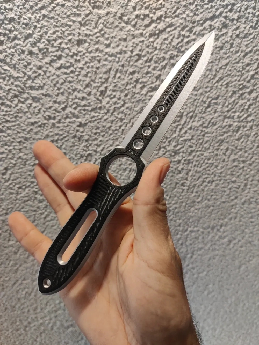 Throwing Dagger 来自 Renaar - MakerWorld