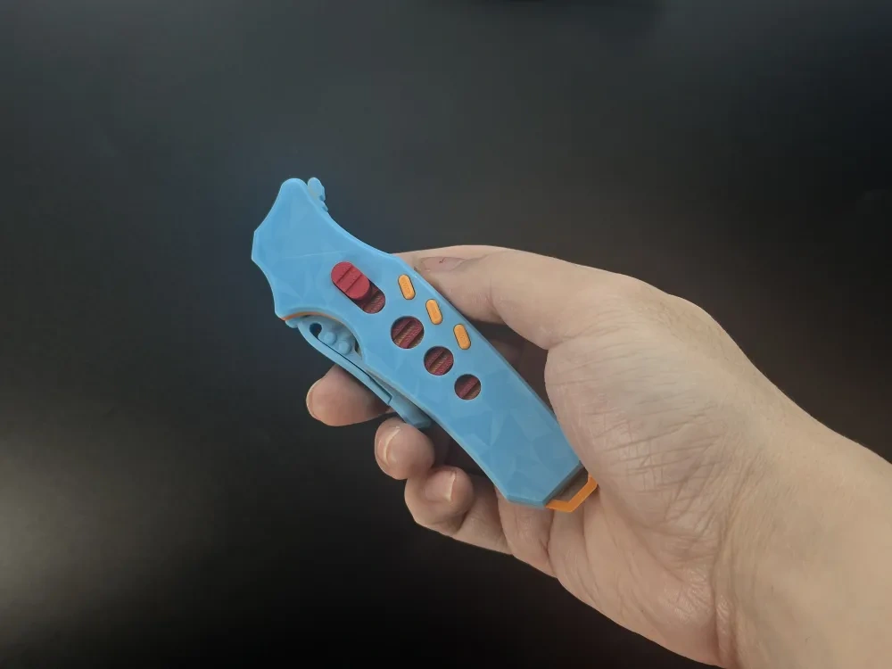 Hawk Lock Folding Utility Knife - Free 3D Print Model - MakerWorld