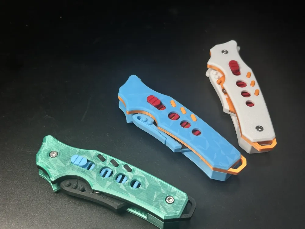 Hawk Lock Folding Utility Knife - Free 3D Print Model - MakerWorld