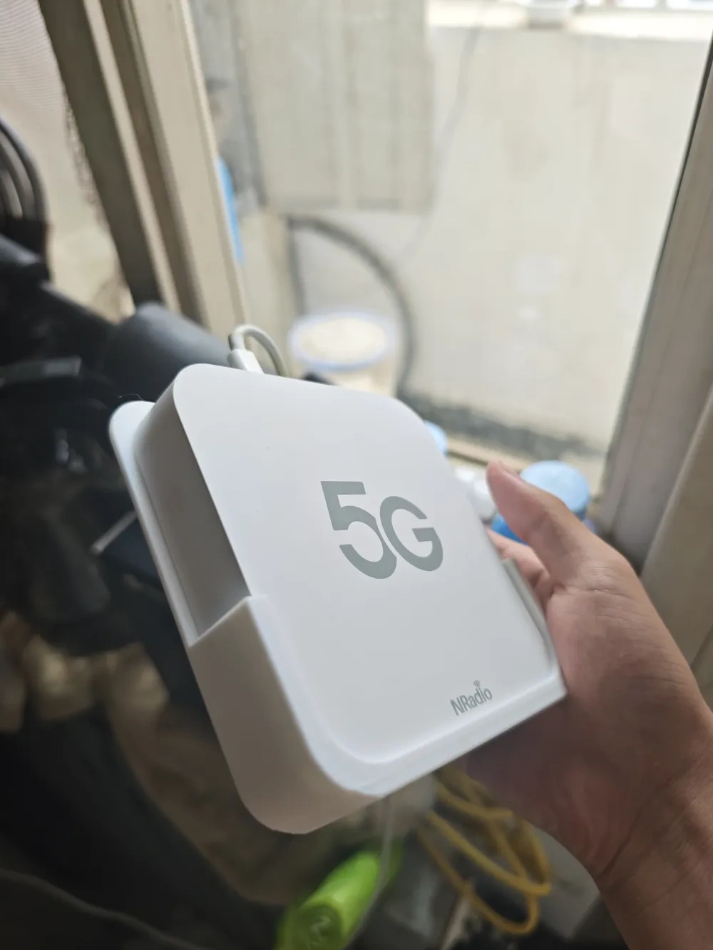 鲲鹏CPE C2000-500壁挂支架 来自 熟的生菜 MakerWorld：免费下载 3D 模型