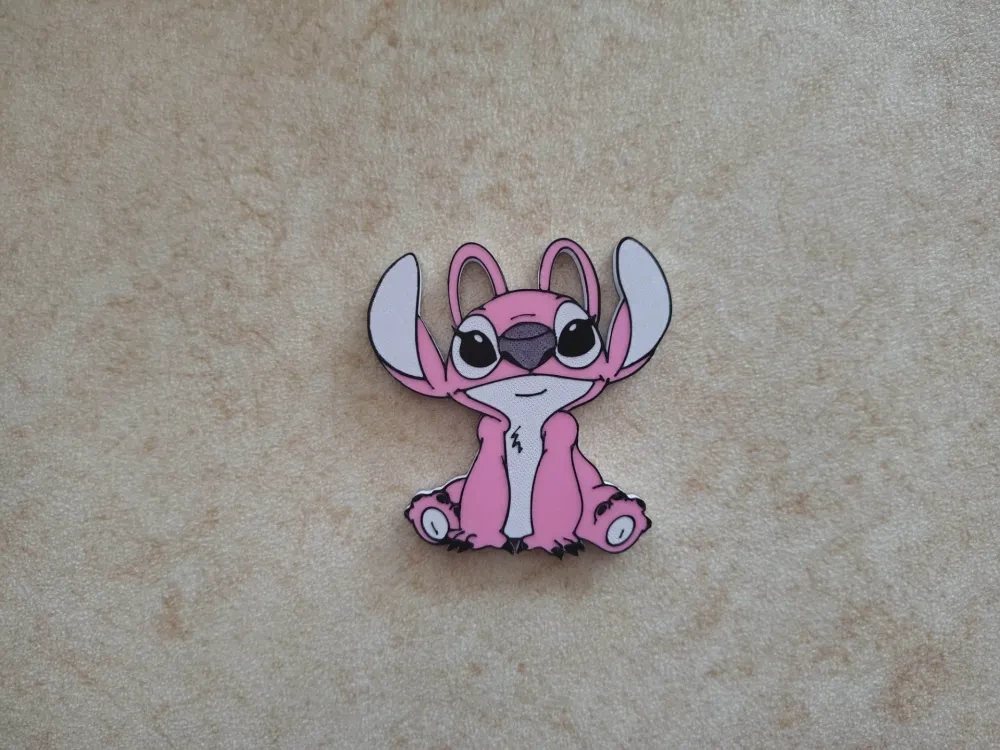 史迪奇与安琪儿 来自 Robynud MakerWorld：免费下载 3D 模型