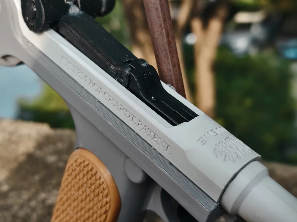 一战Borchardt C93经典玩具模型（P08的前身）（不能发射） 来自 补补觉去 MakerWorld：免费下载 3D 模型