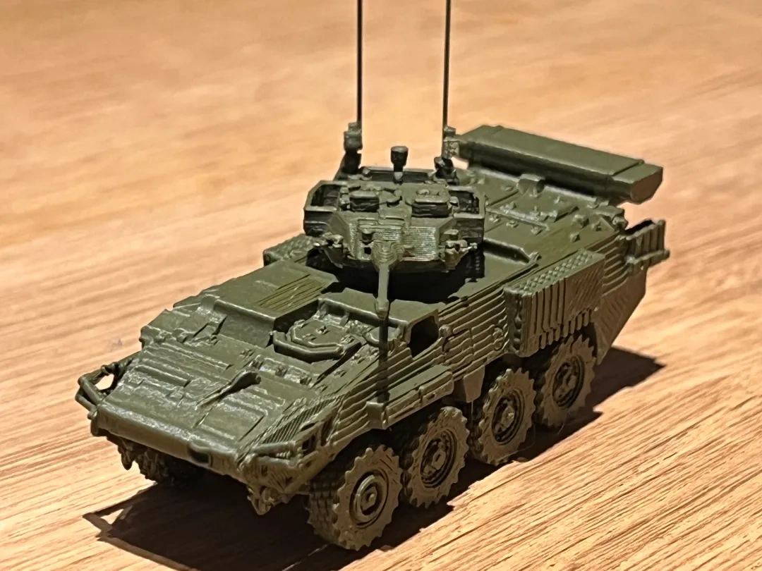 LAV 6（步兵班载车）1:100 来自 Dutchapple4life - MakerWorld