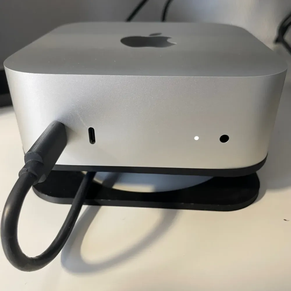 M4 Mac mini 支架 来自 SaaraVR - MakerWorld
