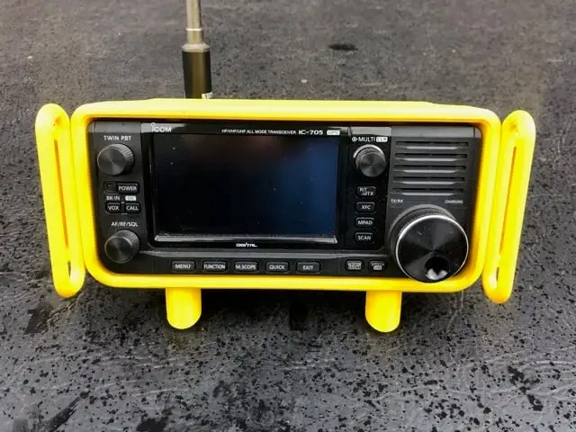 Icom IC-705外壳 来自 摩尔斯电马 MakerWorld：免费下载 3D 模型