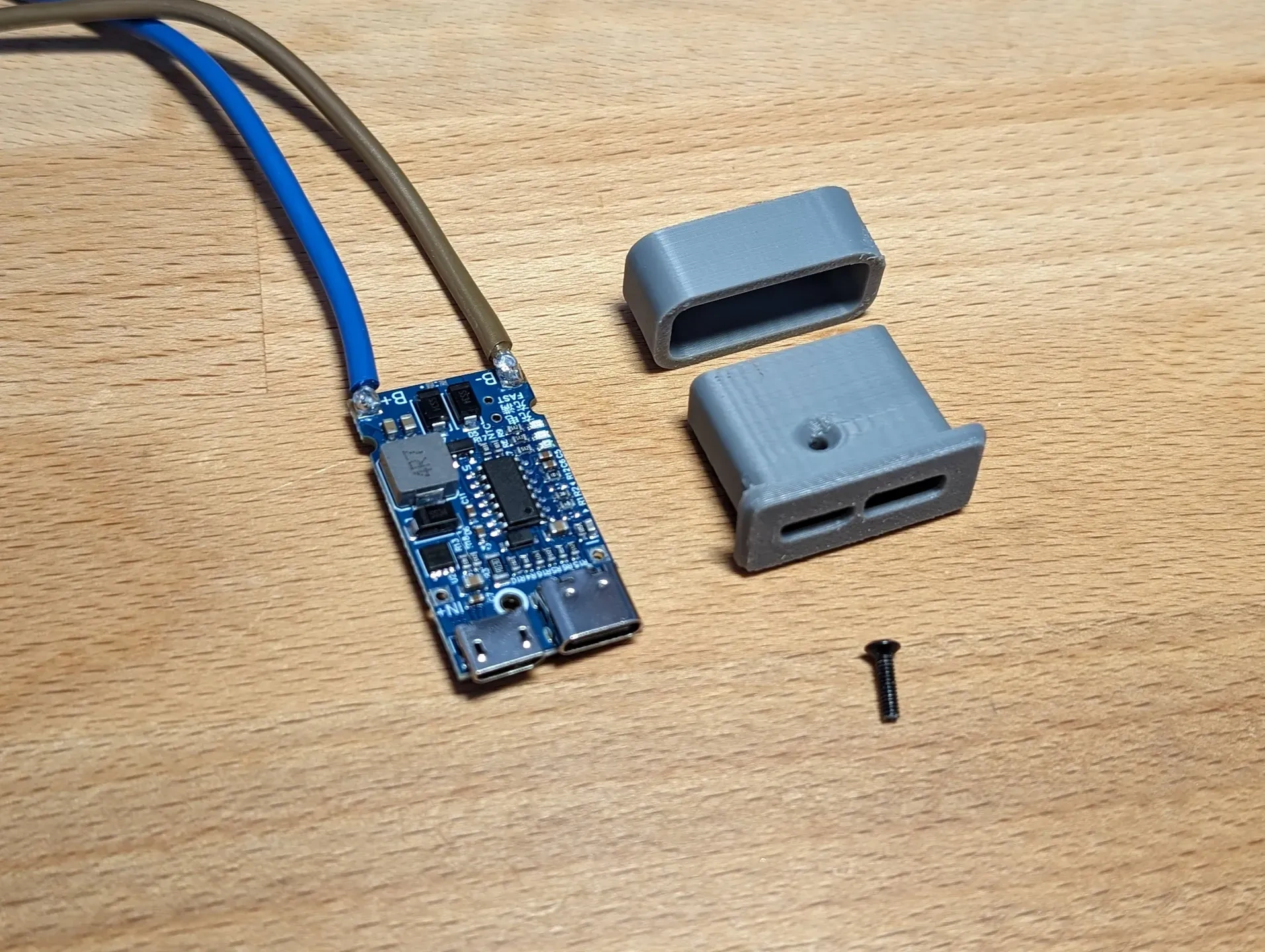 Mount USB-C 18V 18W 2A battery 5S charging module 来自 Fabrion365 - MakerWorld