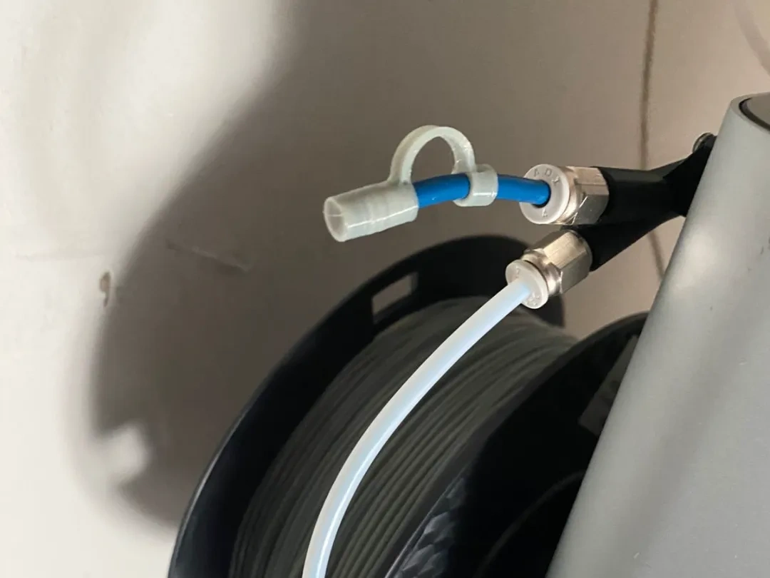 PTFE tube cap for AMS Y splitter 来自 aldoeuge MakerWorld：免费下载 3D 模型