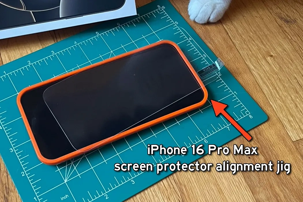 iPhone 16 Pro Max Screen Protector Alignment Jig 来自 Emoticon - MakerWorld