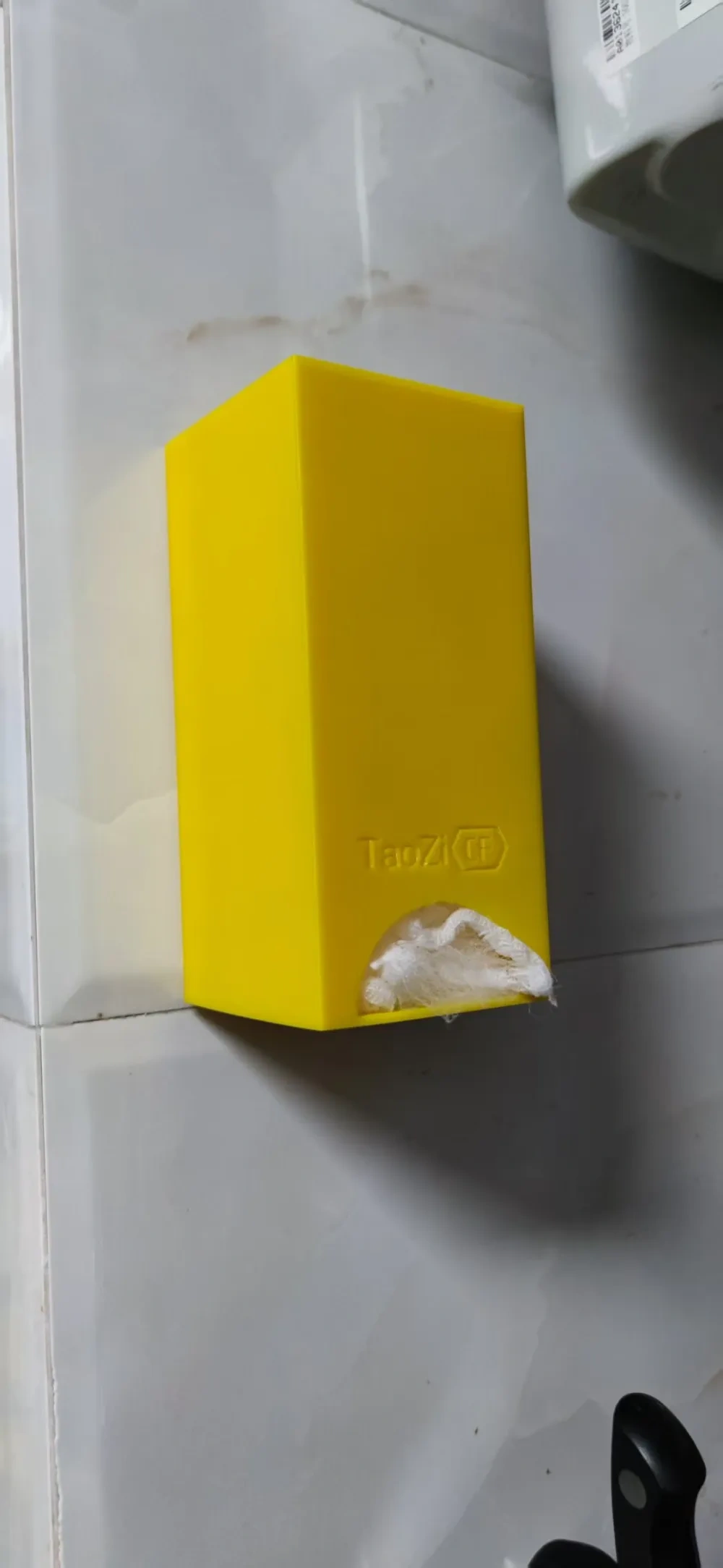 水槽过滤网抽取盒 来自 小鱼兒 MakerWorld：免费下载 3D 模型