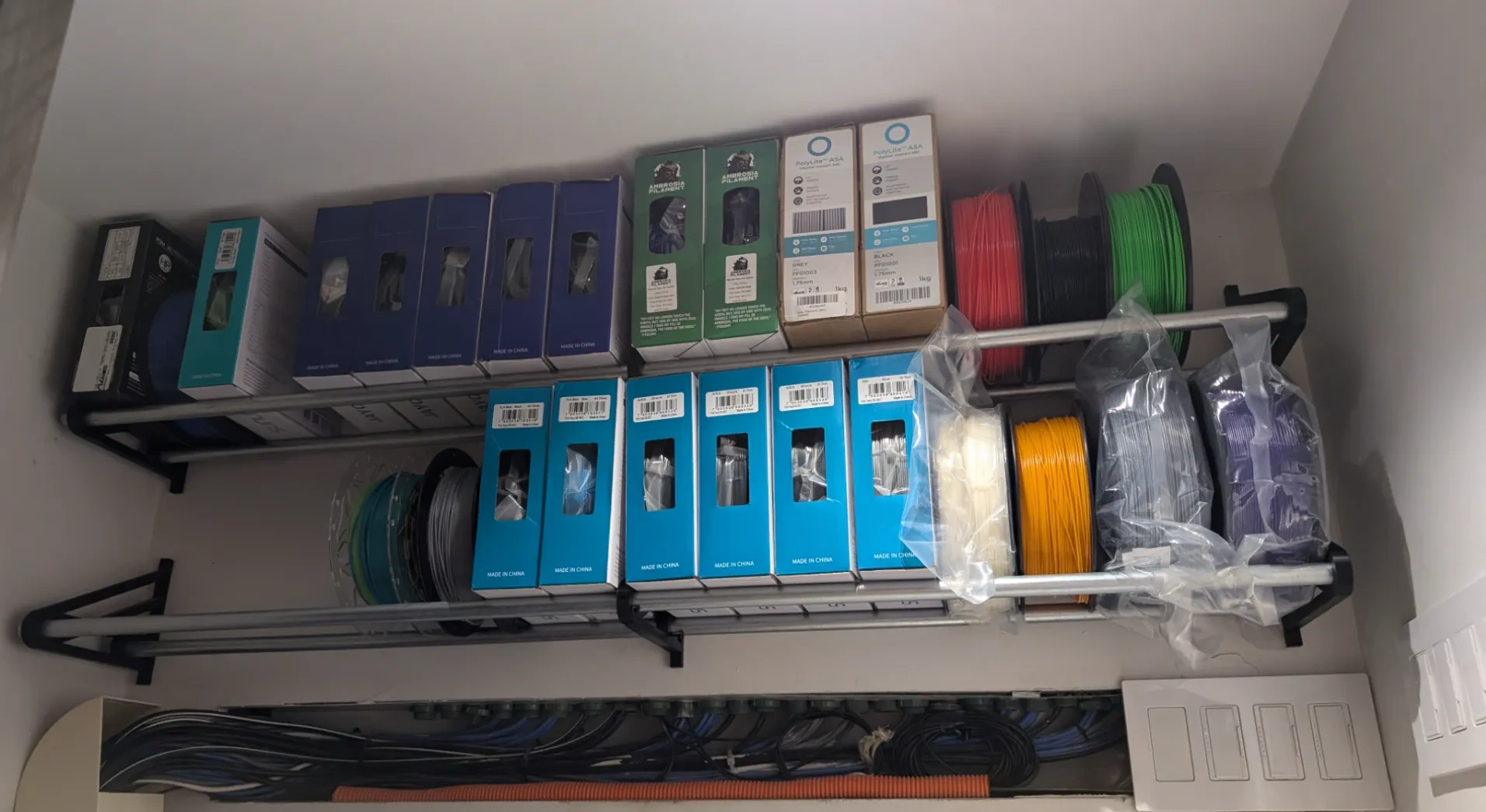 Filament Spool Shelf system 二次创作 - 来自 shremi - MakerWorld