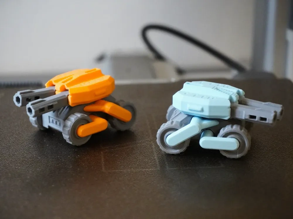 竞速坦克机甲 - 模型套件 来自 Kit Crafters MakerWorld：免费下载 3D 模型