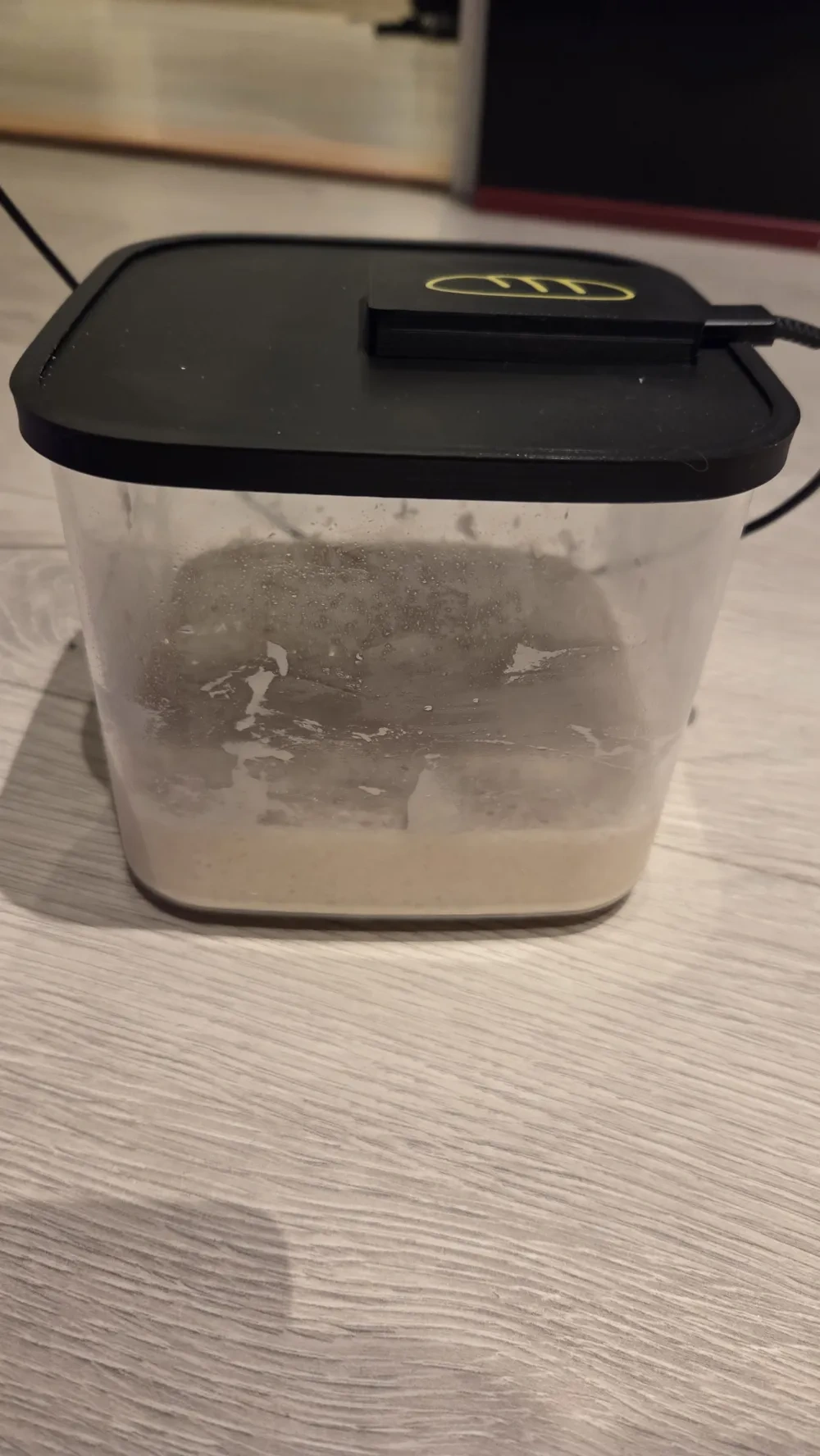 Dough Tracker - 追踪面团发酵 - 免费 3D 打印模型 - MakerWorld