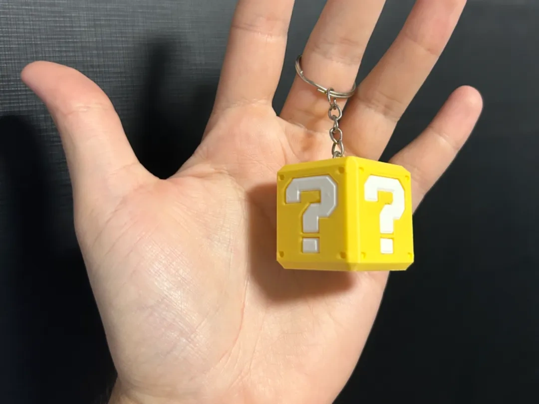 Super Mario Question Mark Block Keychain 来自 Super3D - MakerWorld