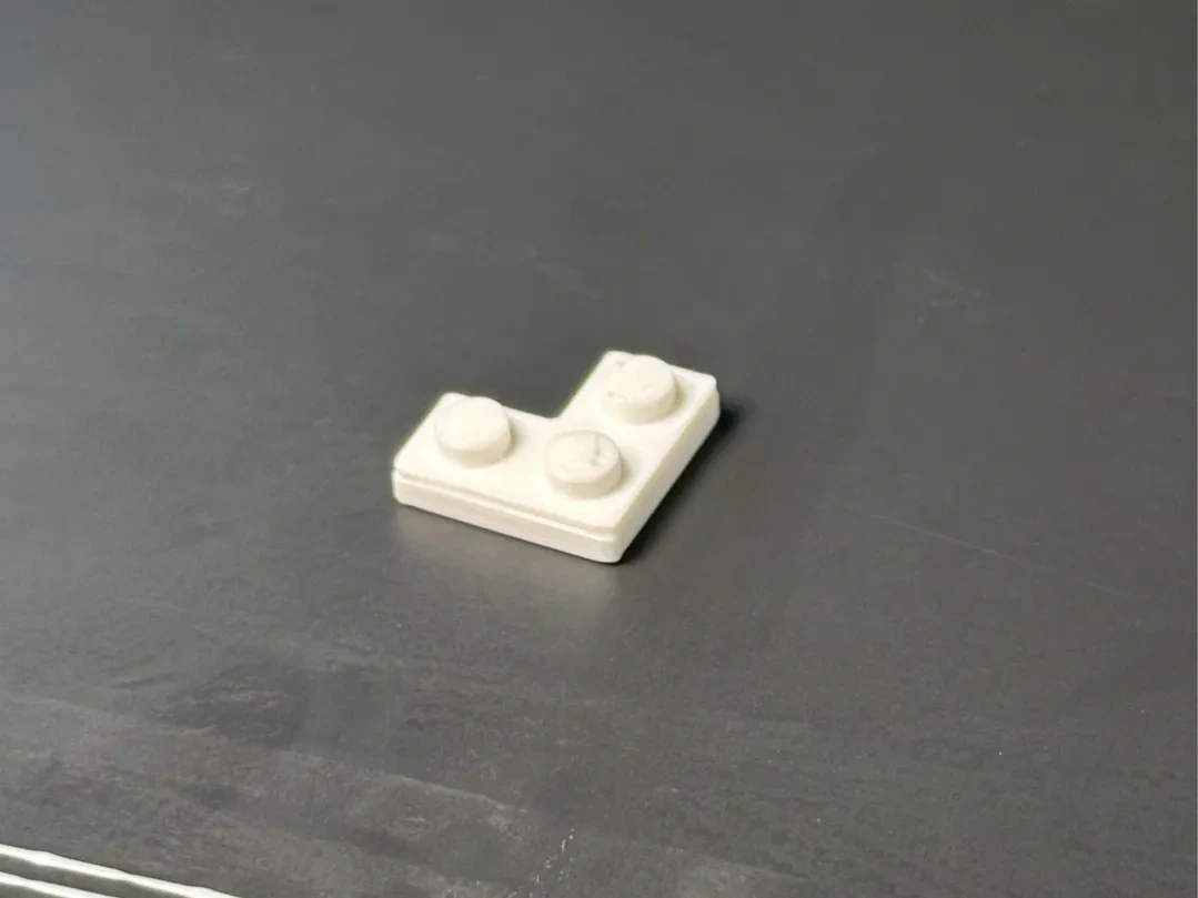 LËGO style 2x2 Corner Plate building brick 来自 RomeoAlfa - MakerWorld