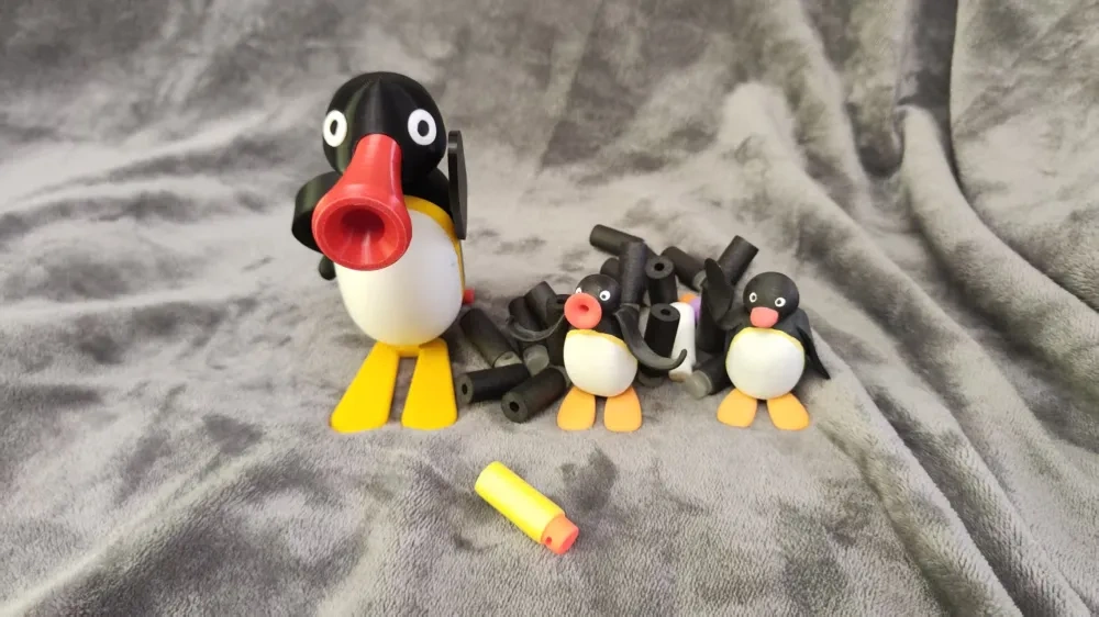 无五金制作 企鹅发射器 PINGU GUN 来自 MAX ONE MakerWorld：免费下载 3D 模型