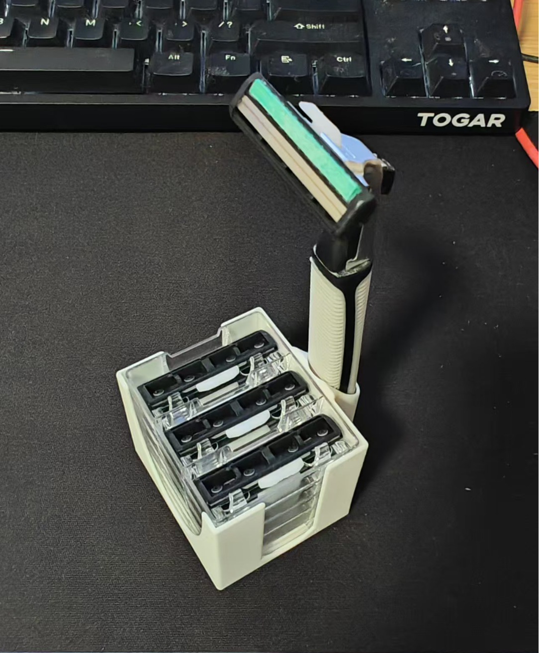 吉列剃须刀收纳盒 来自 樂之 MakerWorld：免费下载 3D 模型