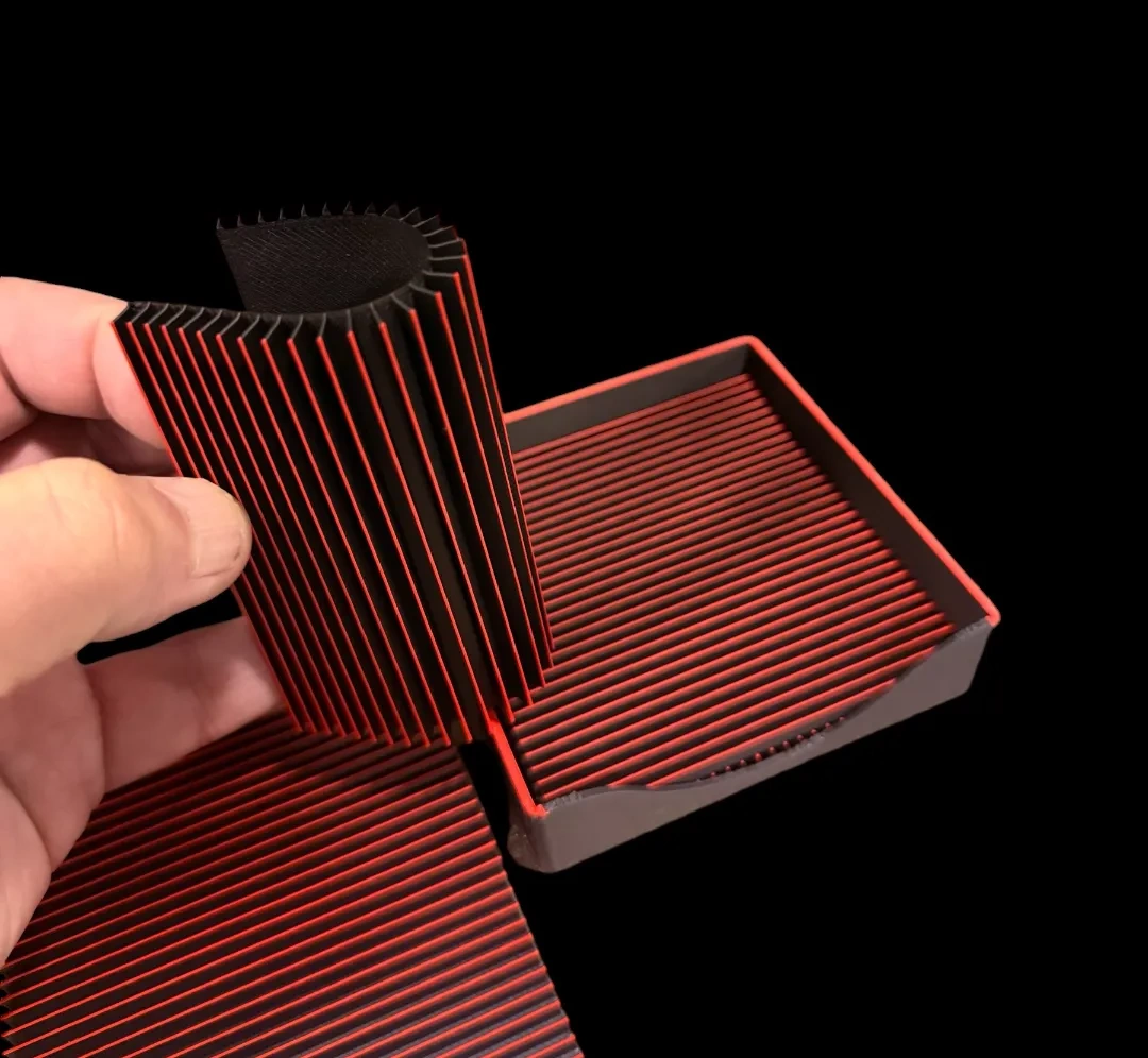 Flexible Fin Based Designer Drink Coaster Set 来自 Creative Inertia ...