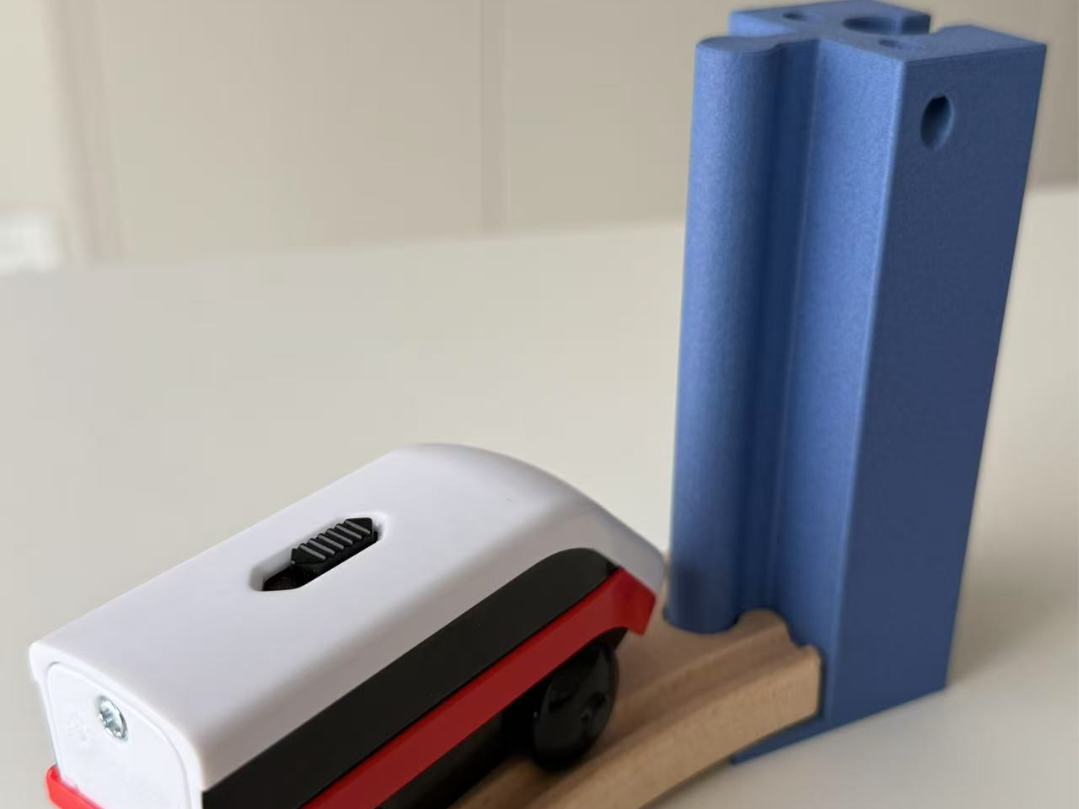 BRIO/HAPE/IKEA train rail track holder 木制轨道收纳支架 来自 CUBEUNi MakerWorld ...