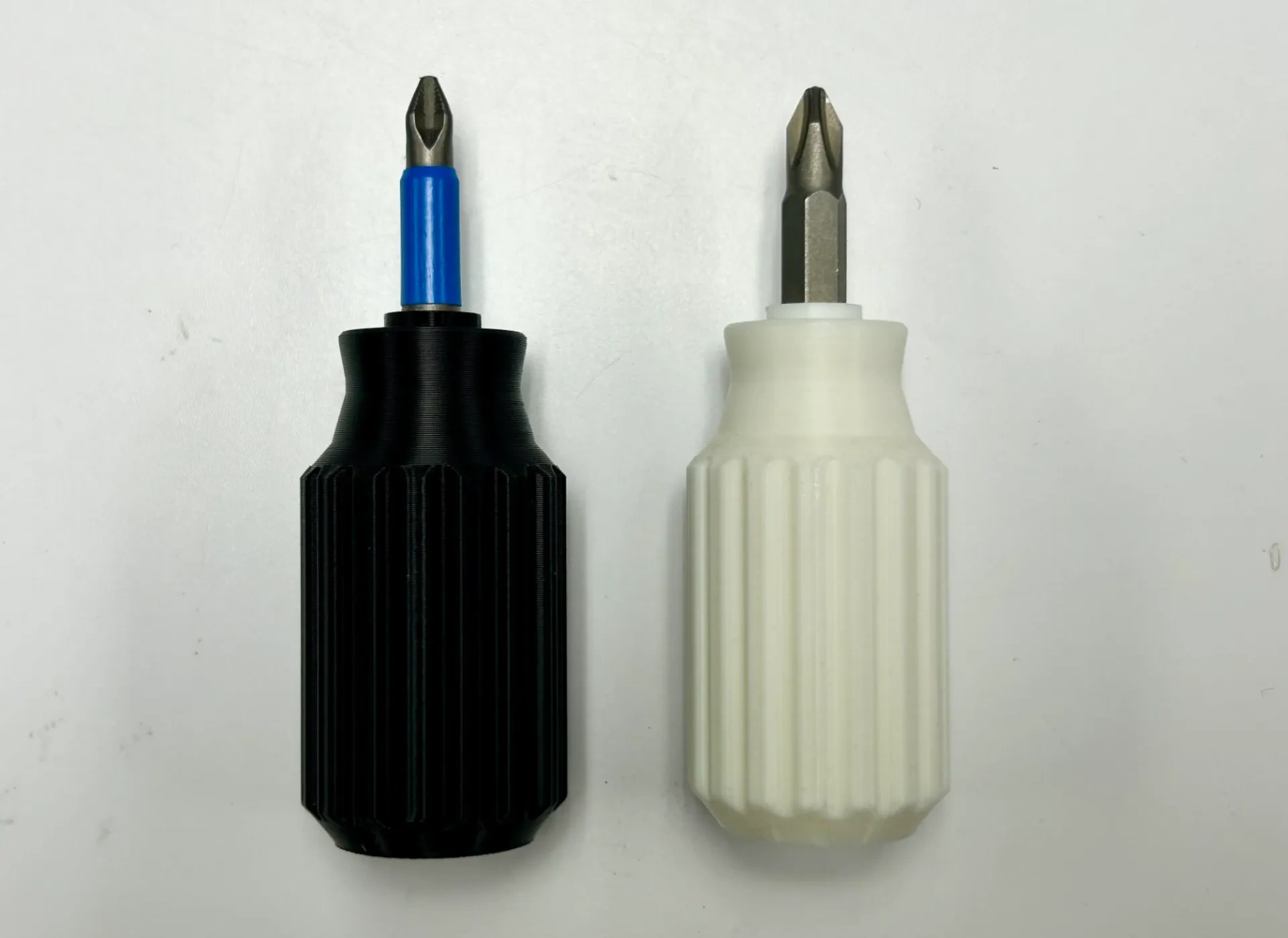 Pocket Stubby Screwdriver handle (Two sizes) 来自 Cloverbio - MakerWorld